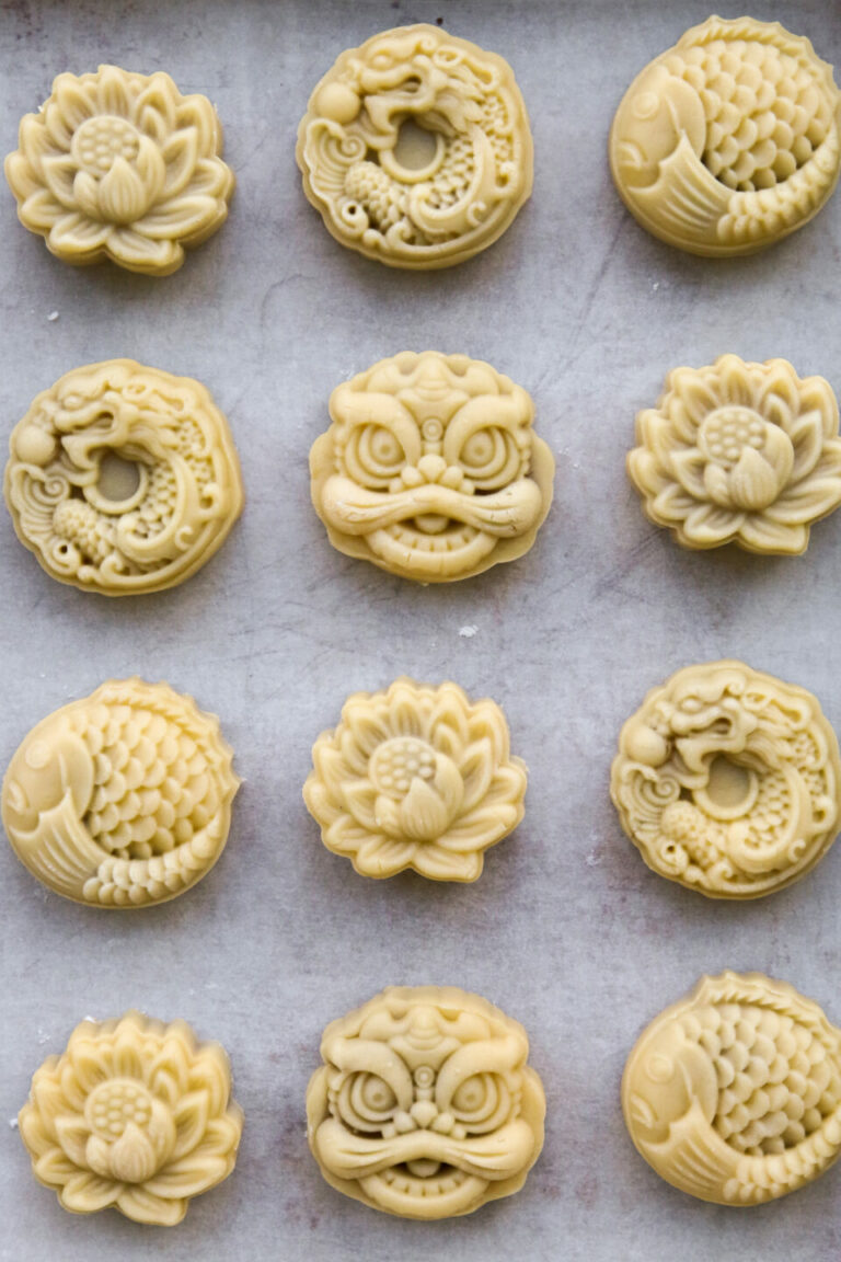 White Lotus Mooncakes with Sablé Crust - Constellation Inspiration
